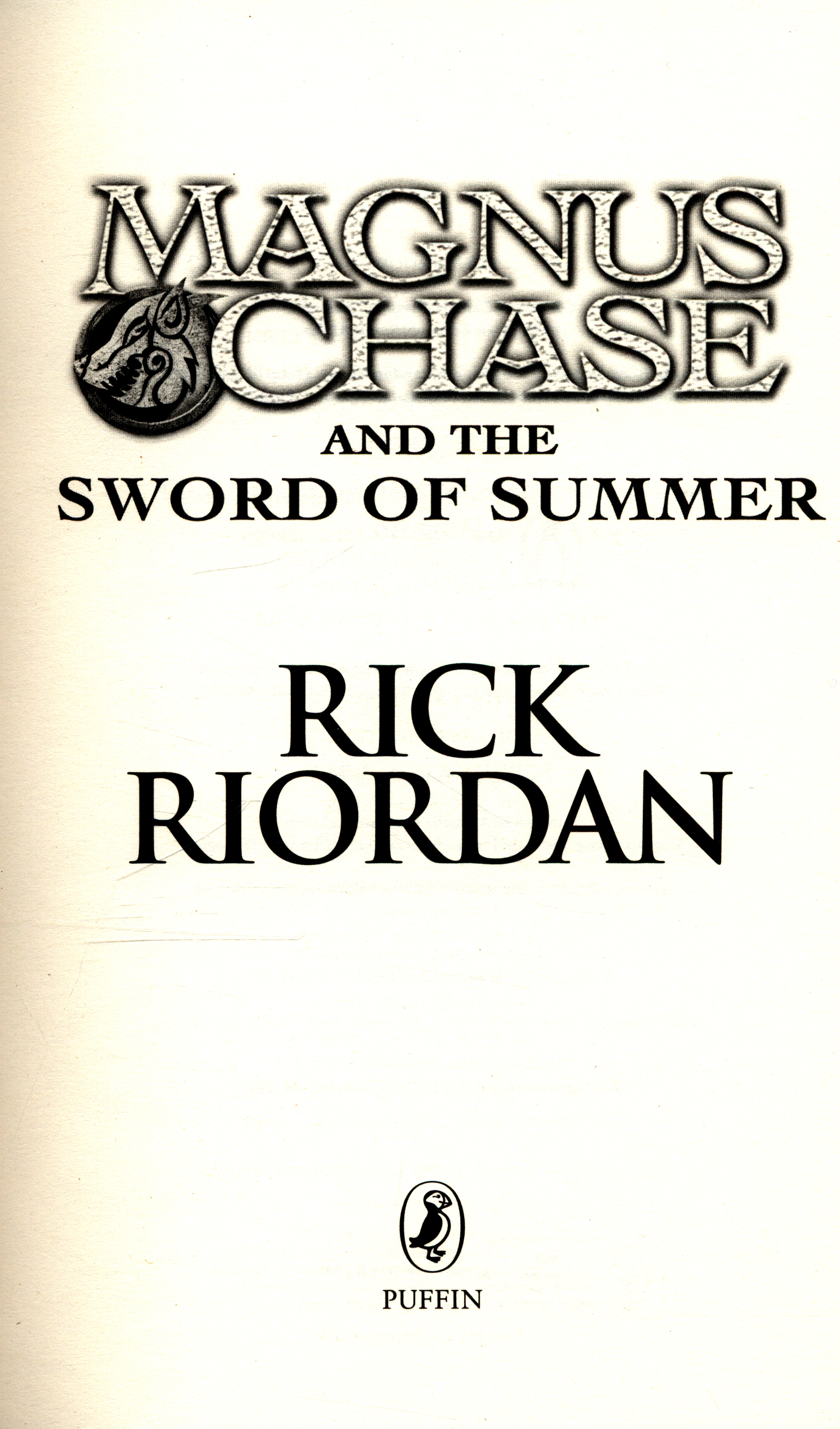 Magnus Chase and the sword of summer by Riordan, Rick (9780141342412 ...