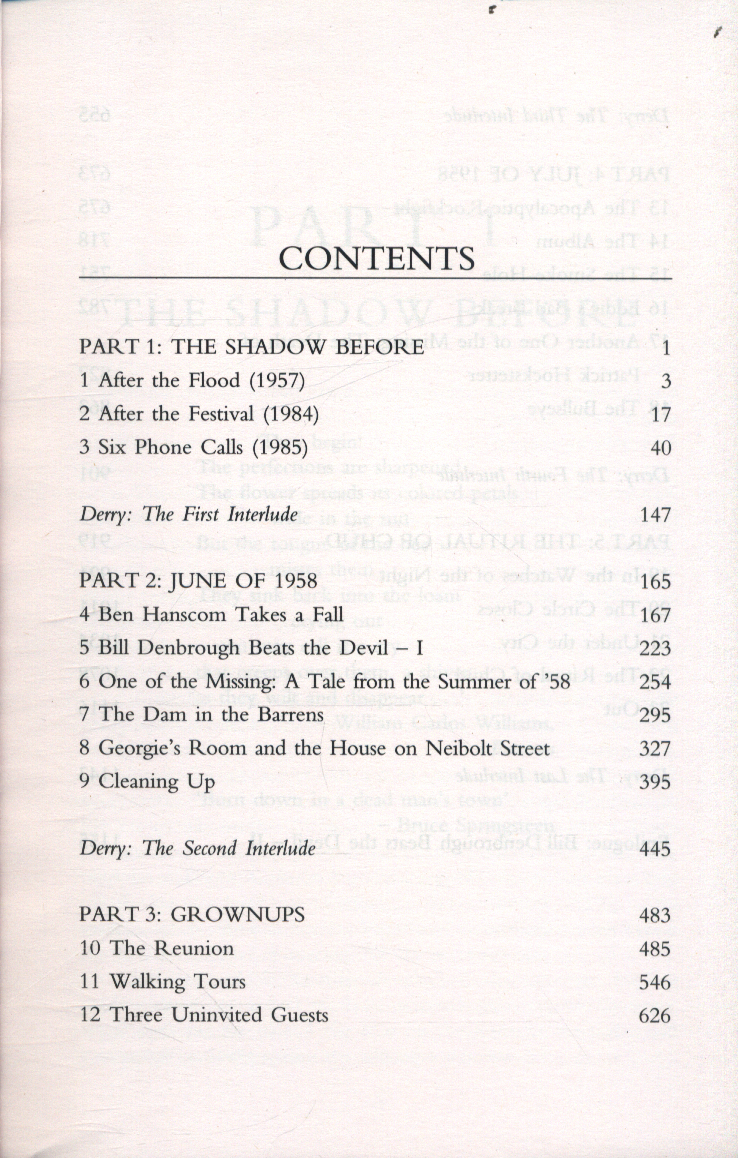 It : The classic book from Stephen King with a new film tie-in cover to ...